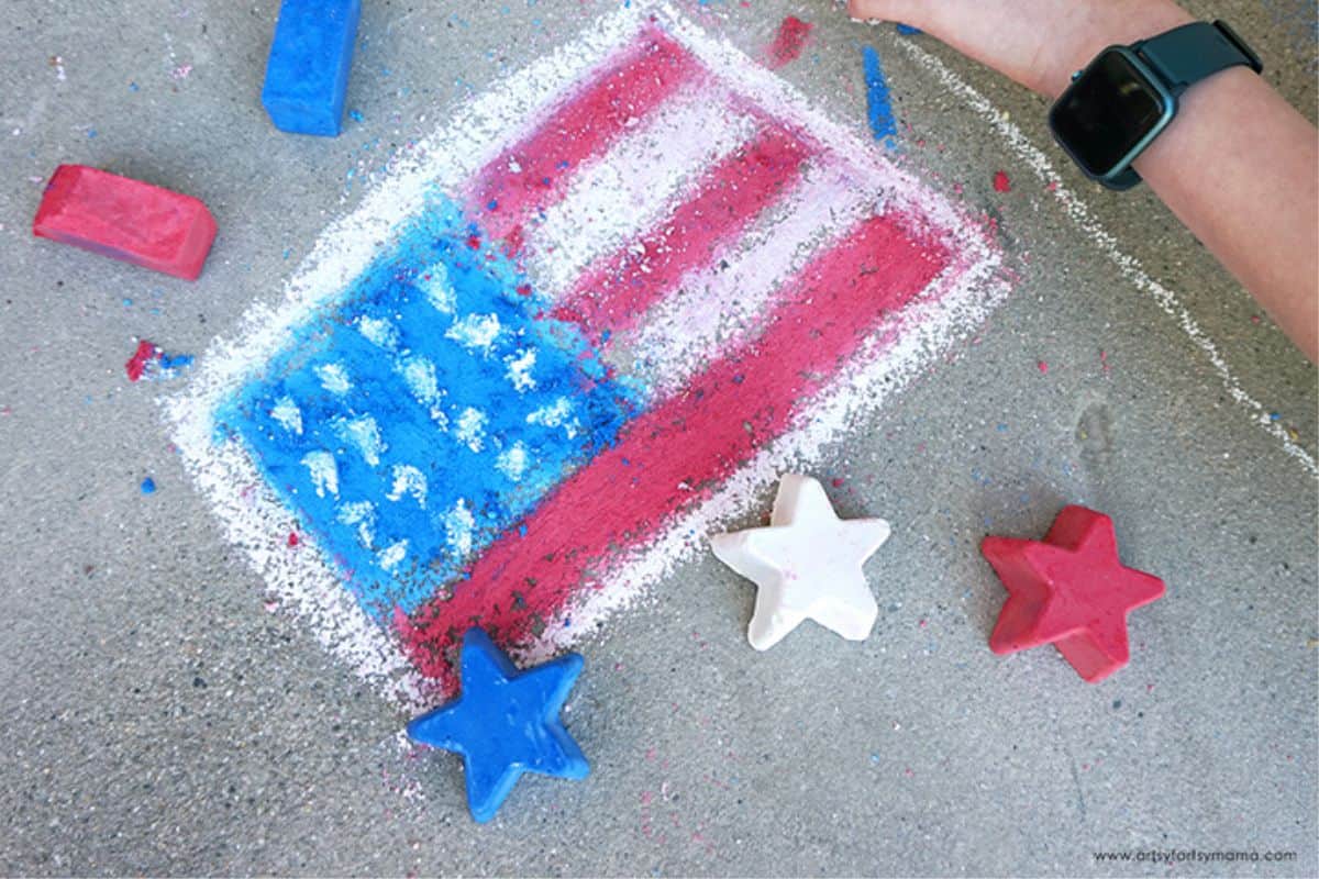 DIY Sidewalk Chalk Recipes & Activities for Summer Fun with Toddlers ...