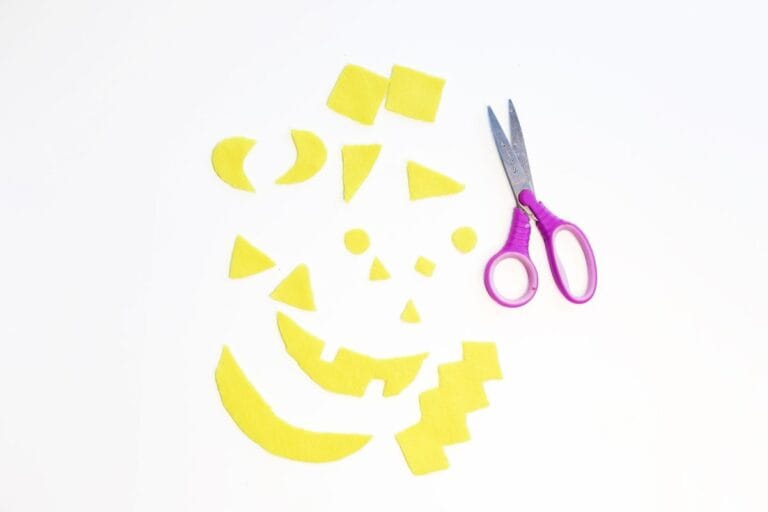 Build a Jack-o-Lantern Sensory Activity for Littles! – Mom After Baby